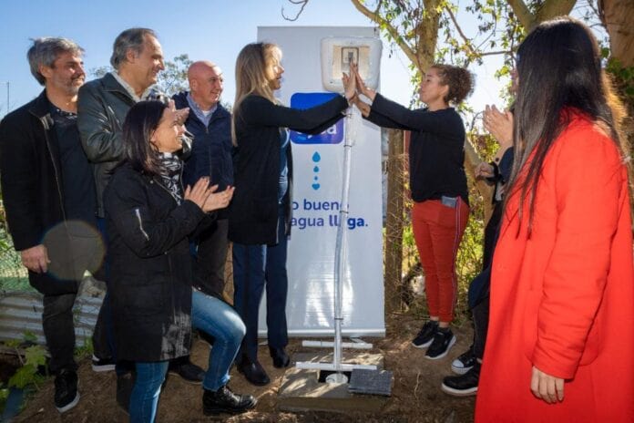 Malena Galmarini inauguró una red cloacal que beneficiará a cerca de 6.000 vecinos de Benavidez ...