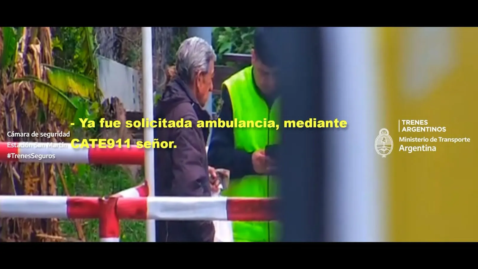 Un pasajero se descompensó en el laberinto peatonal y fue rápidamente ...